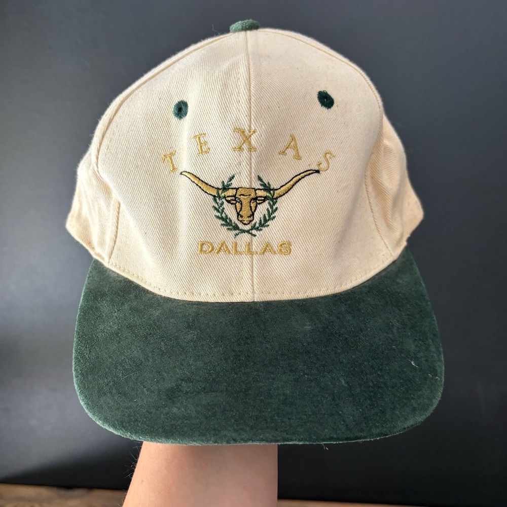 Rare Vintage Dallas Texas Hat In Cream & Green - Gem
